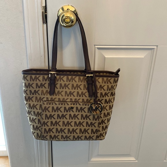 MICHAEL Michael Kors | Bags | Michael Kors Nwot Jet Set Travel ...